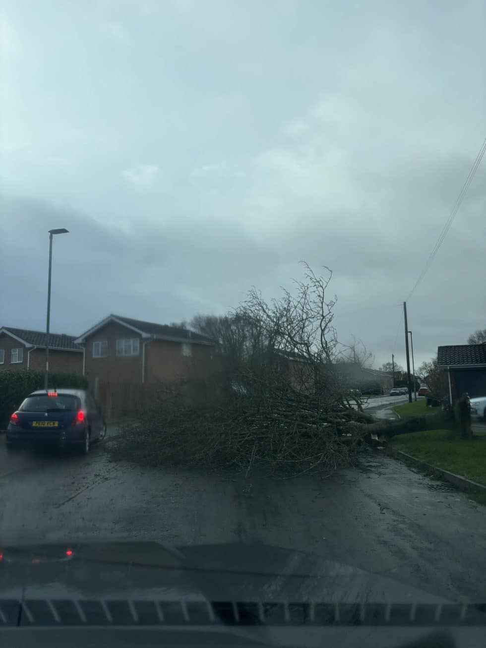 STORM DARRAGH - 1.30pm | Latest road closures and information as Storm ...