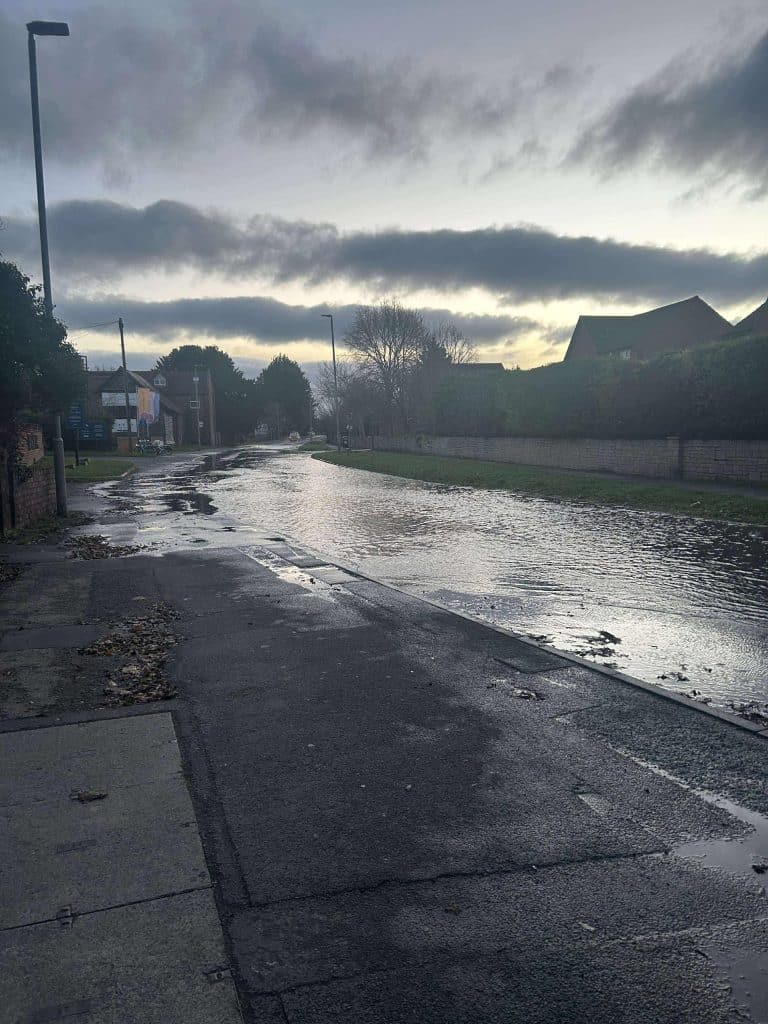 STORM DARRAGH - 8.30AM Update | Latest road closures, flood updates and ...