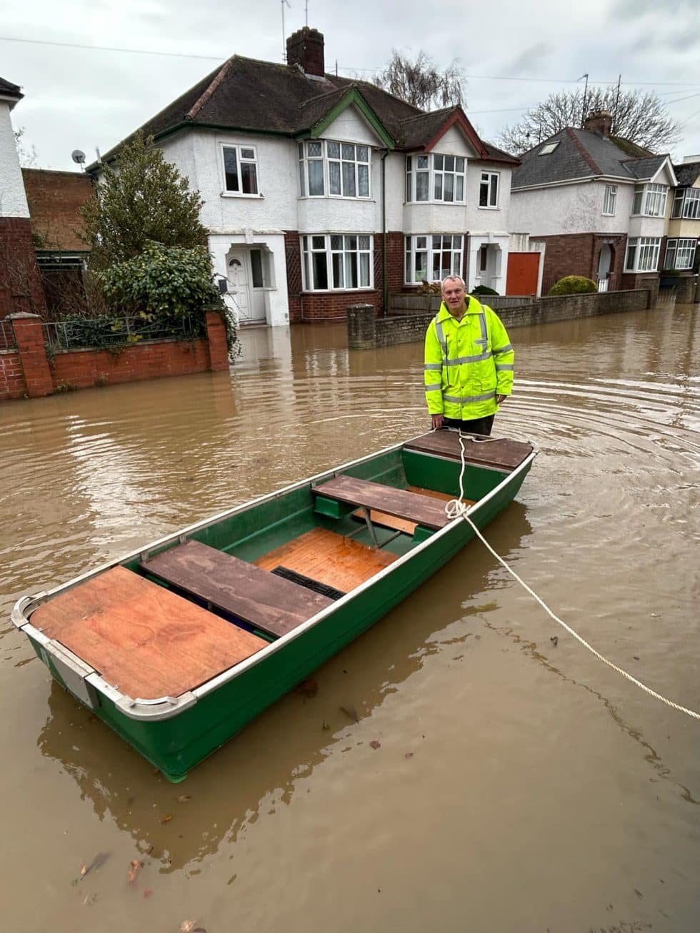 FLOODS - 8.30am Update | Flood levels falling across most of ...