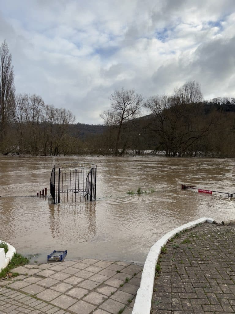 FLOODS - 12.45pm Update | Flood levels falling across most of Herefordshire but several roads ...