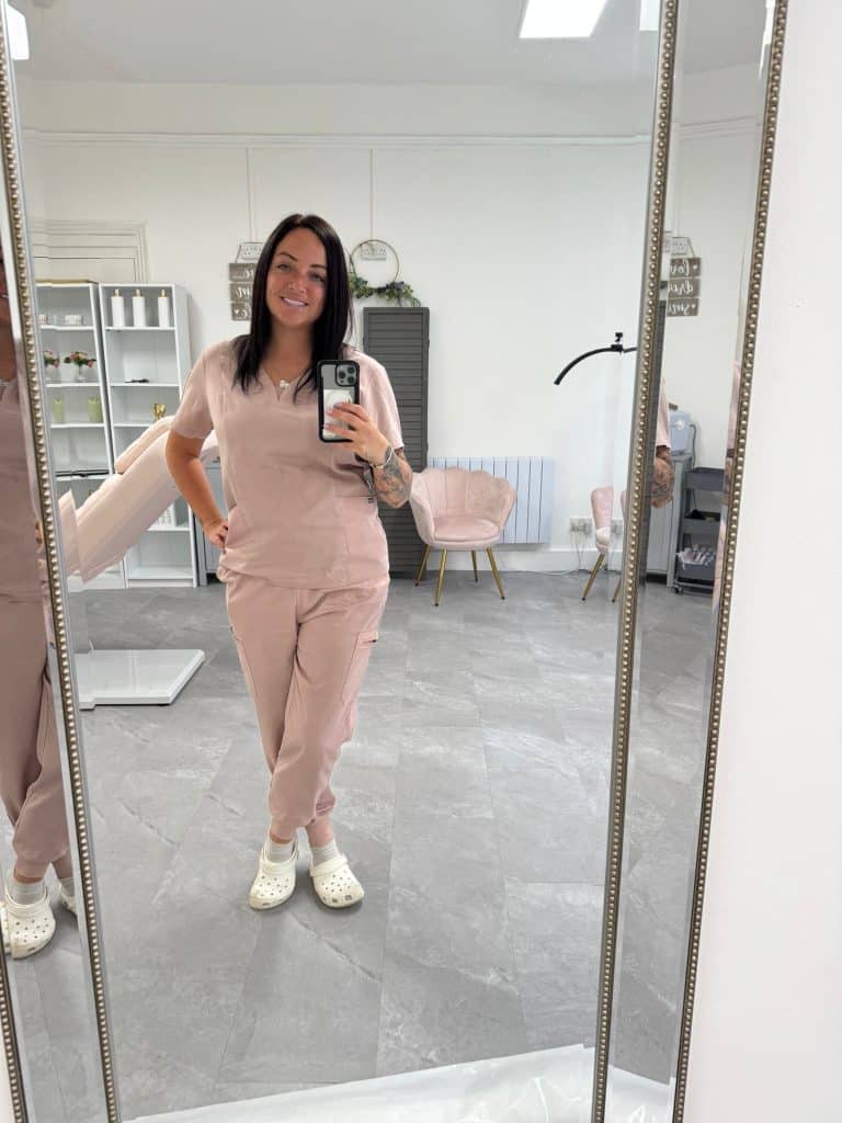 FEATURED | Introducing Hayley who runs her own beauty business in ...