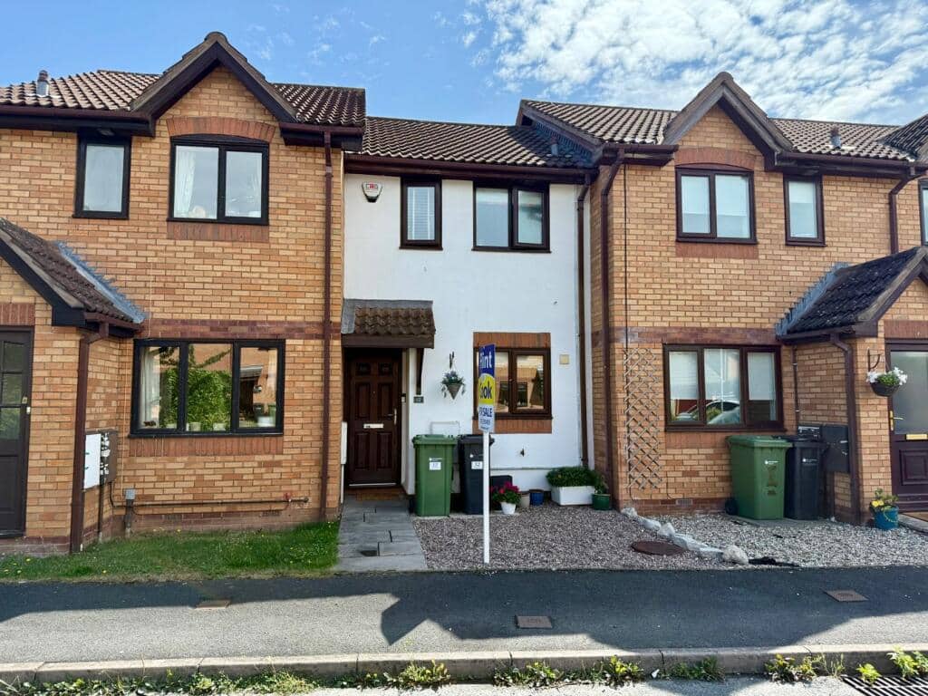 PROPERTY | A well presented mid terraced property in a popular area of ...