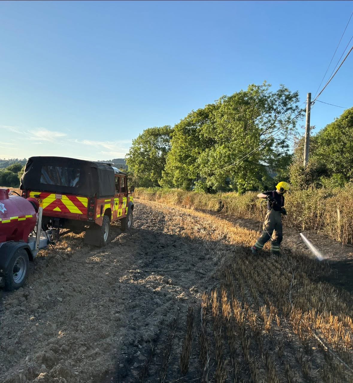 NEWS | Hereford & Worcester Fire and Rescue Service crews were called ...